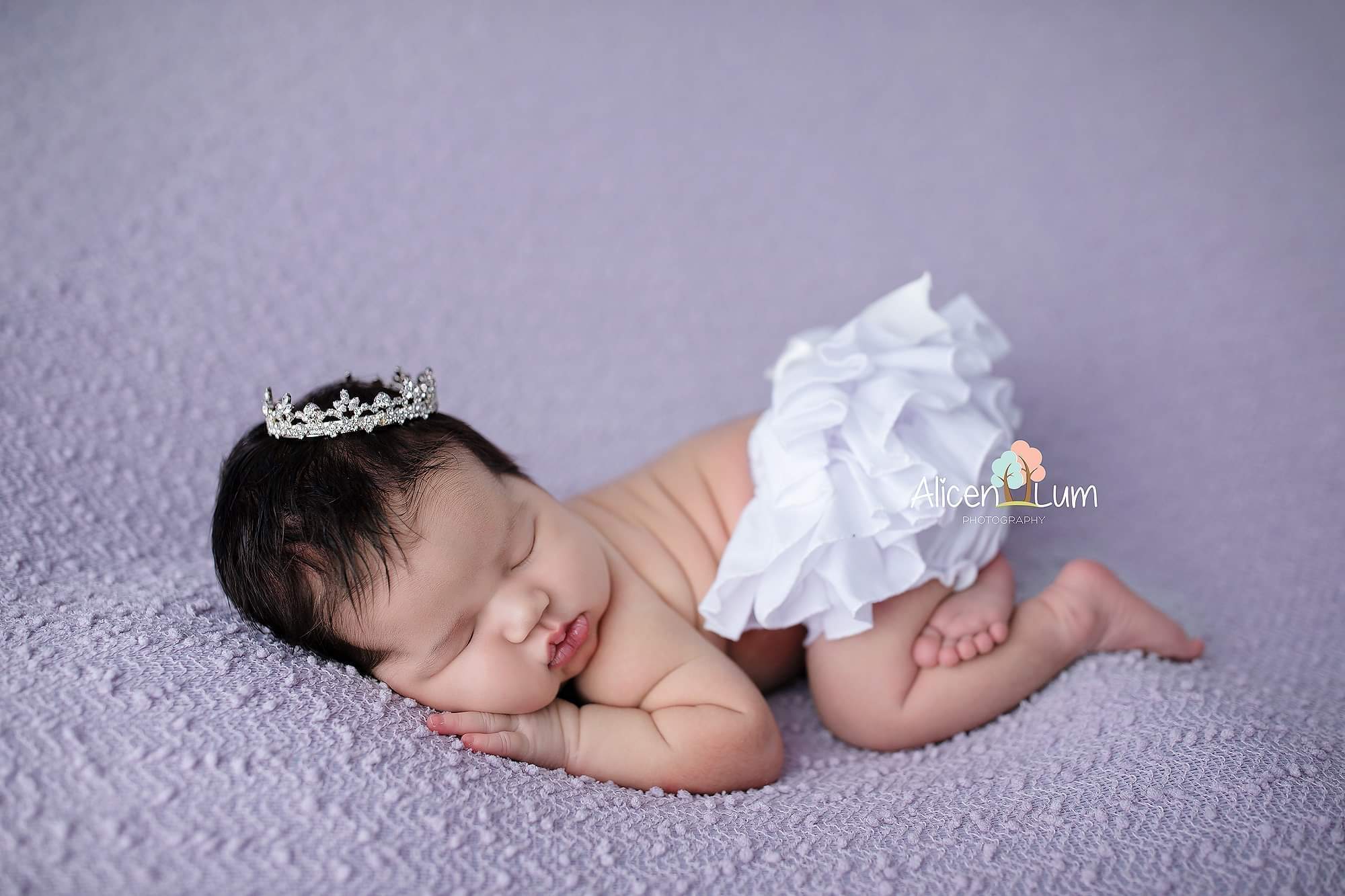 Rhinestone Mini Crown // Princess Mya - Pink – Tayva + Tess